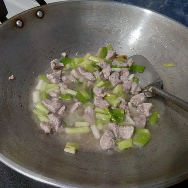 Resep Daging Babi Tumis Sederhana Rumahan di Yummy App