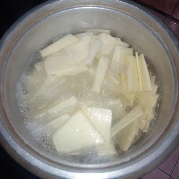 Resep Sayur Umbut Kelapa Sederhana Rumahan di Yummy App Resep Sayur Umbut Kelapa Sederhana Rumahan di Yummy App