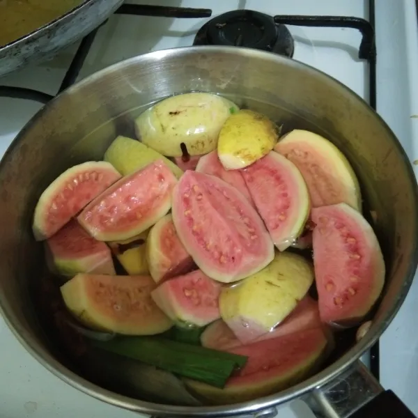 Resep Setup Jambu Biji Sederhana Rumahan Di Yummy App