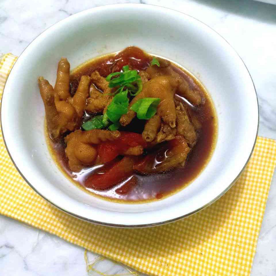 Resep Semur ceker ayam kuah manis rempah Sederhana Rumahan dari Muthia
