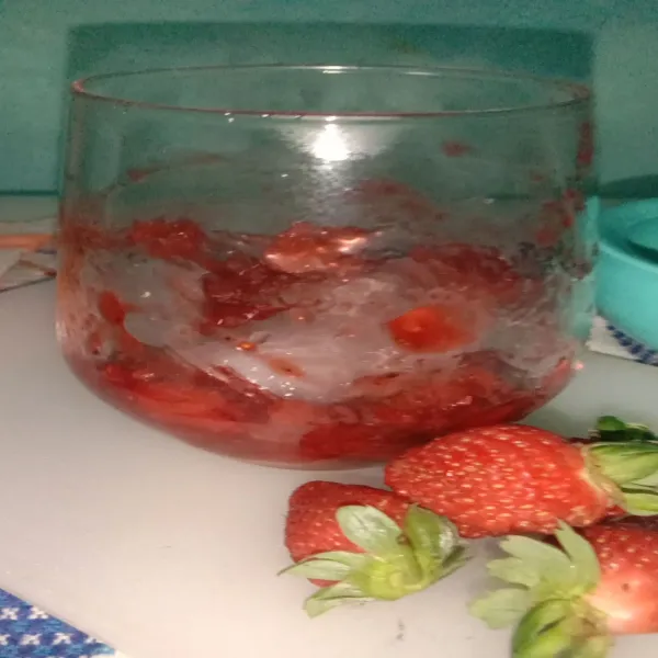 Resep Korean Milky Strawberry Sederhana Rumahan Di Yummy App
