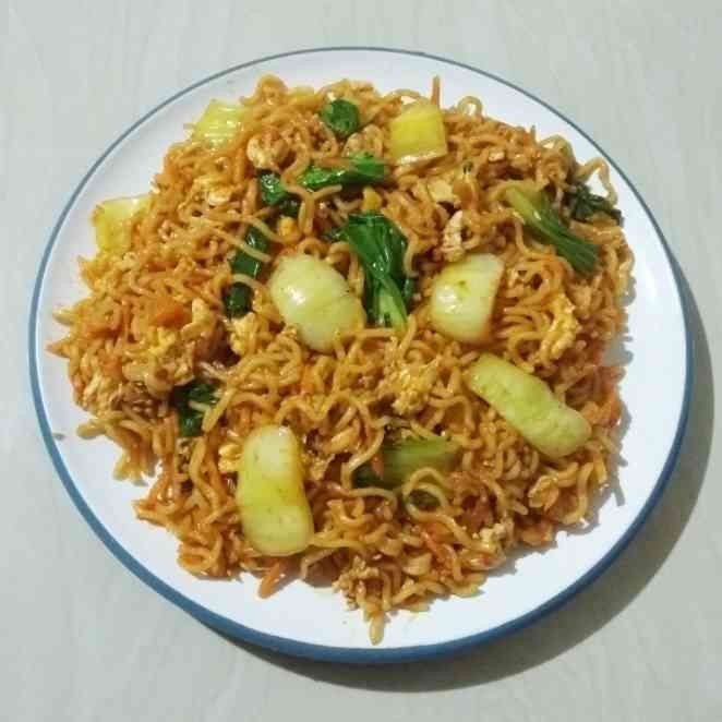 Resep Mie Rica-Rica Sederhana Rumahan di Yummy App