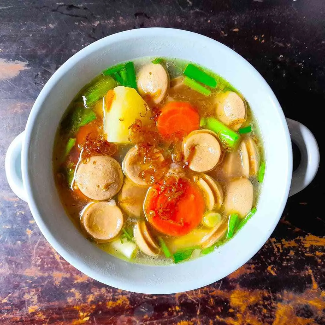 Resep Sop Sosis Kentang Wortel Sederhana Rumahan di Yummy App