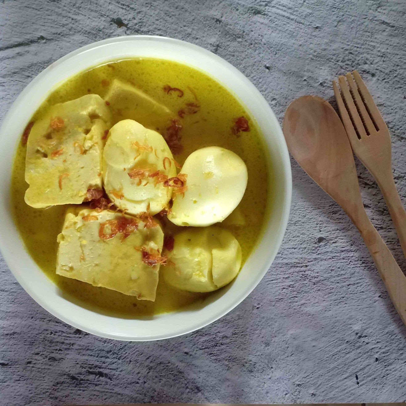 Resep Terik Tahu Telur Sederhana Rumahan di Yummy App