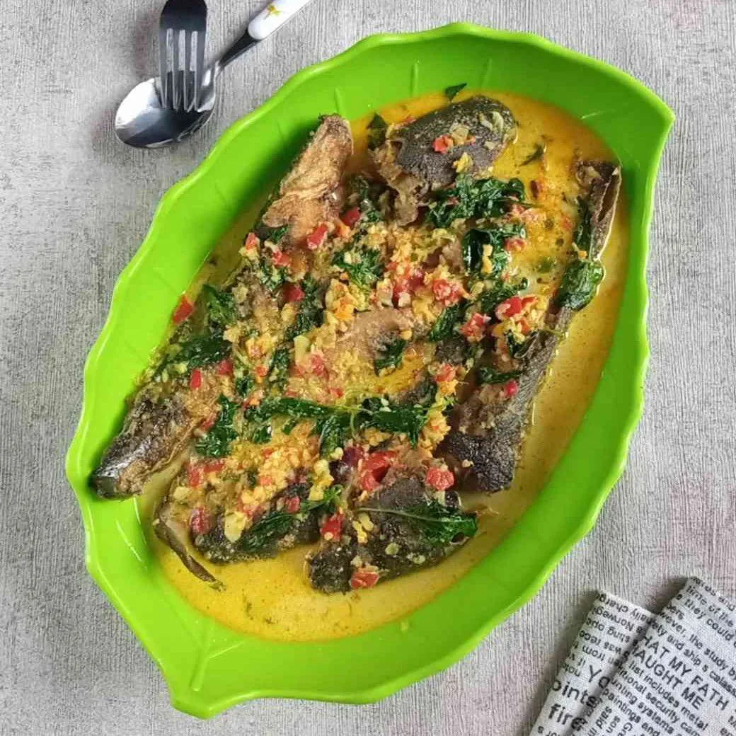 Resep Lele Kuah Santan Kemangi Sederhana Rumahan Di Yummy App