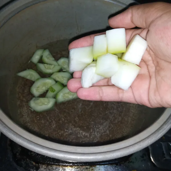 Resep Sayur Asem Labu Putih Sederhana Rumahan di Yummy App