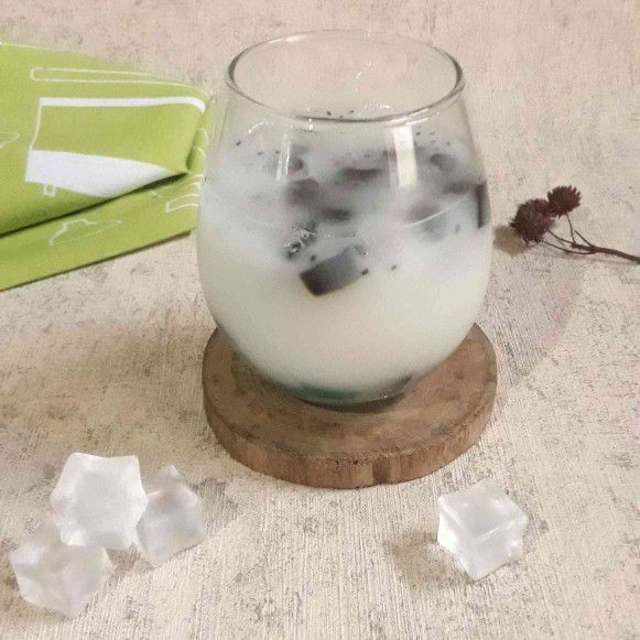 Resep Es Jelly Rumput Laut Sederhana Rumahan di Yummy App