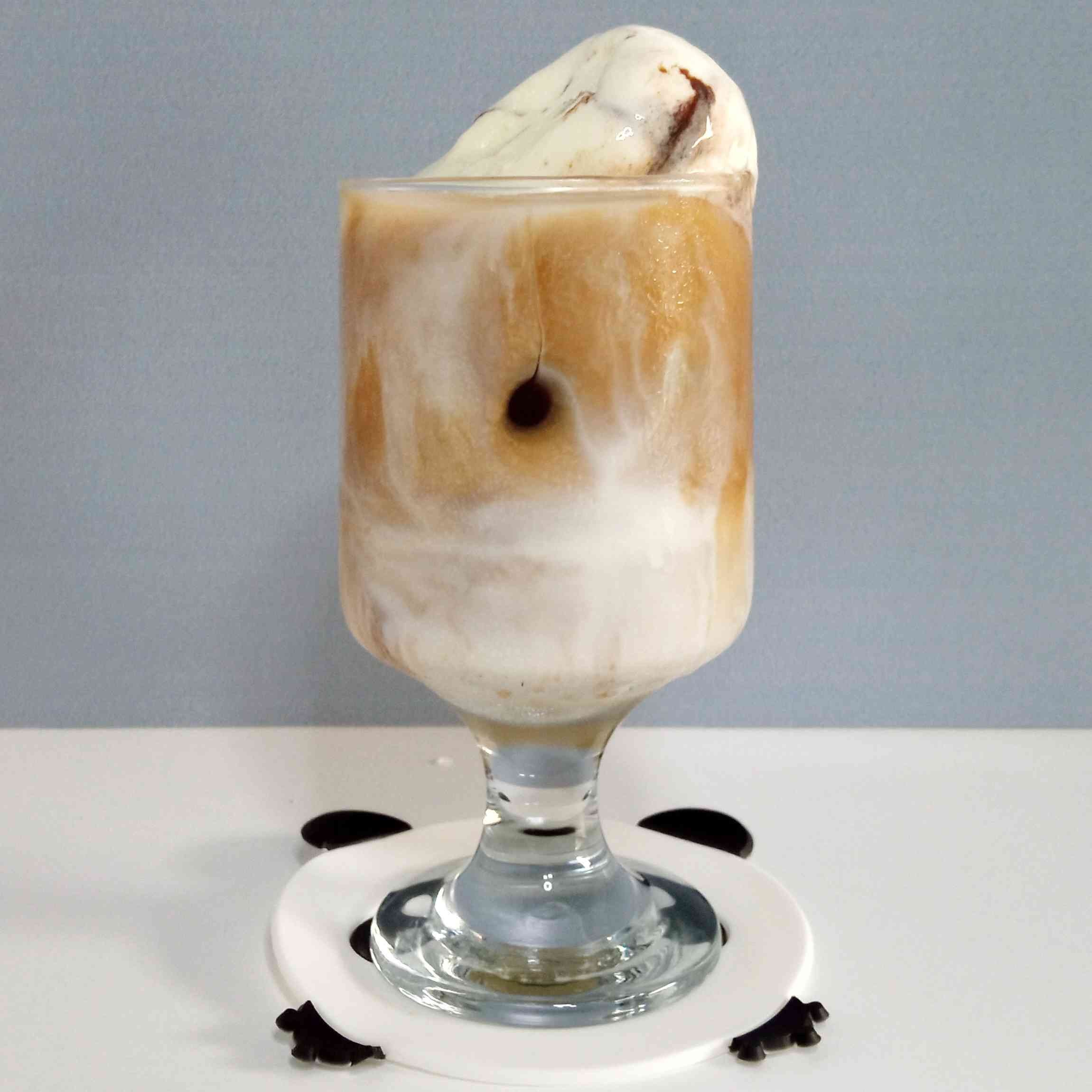 Resep Coffee Float Sederhana Rumahan di Yummy App