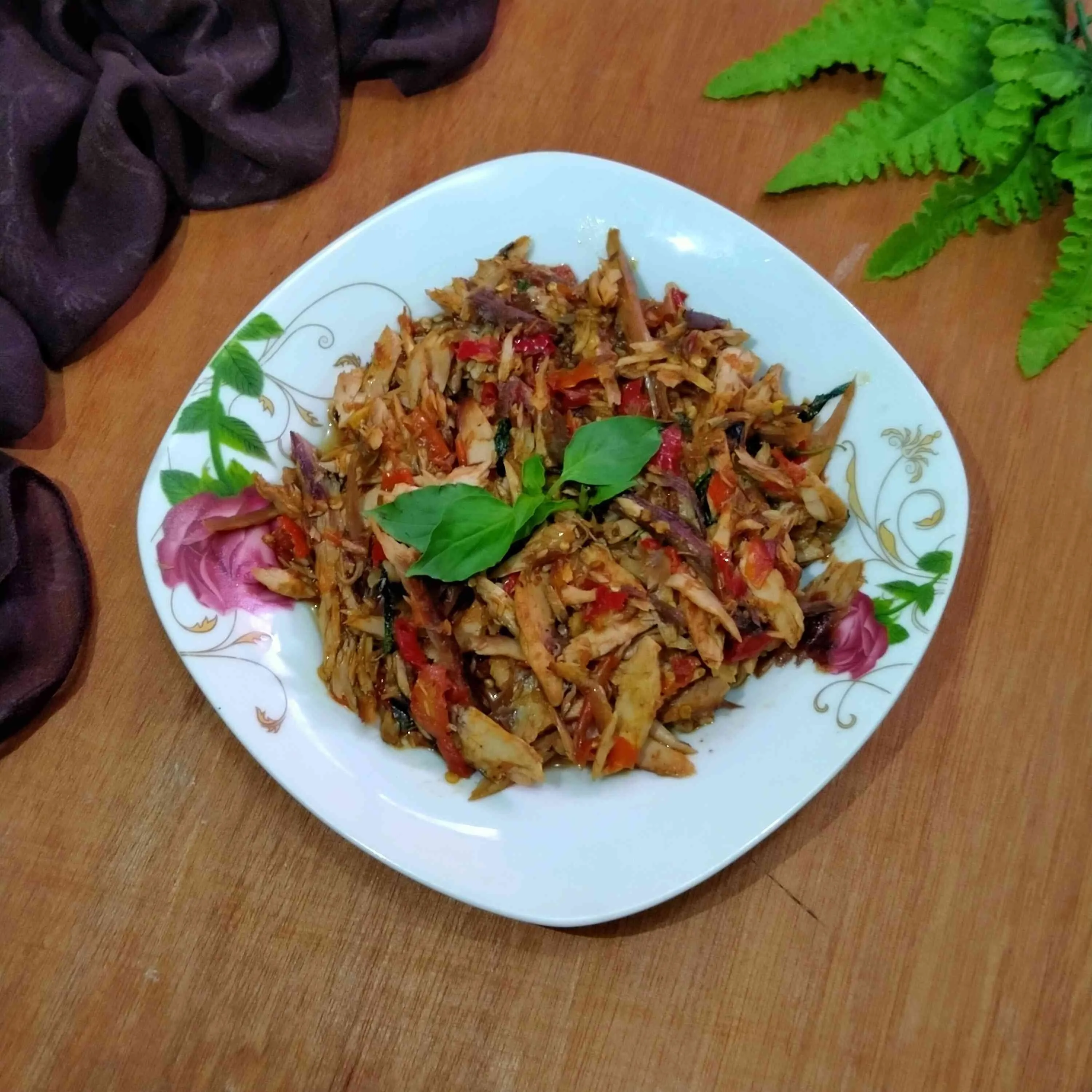 Resep Suwir Cakalang Balado Kemangi Sederhana Rumahan Di Yummy App