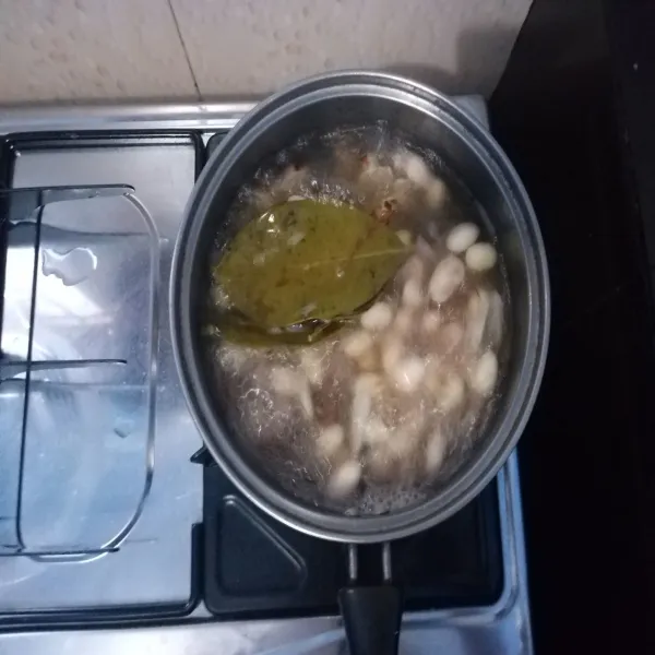 Resep Sayur Kacang Endul Sederhana Rumahan di Yummy App Resep Sayur Kacang Endul Sederhana Rumahan di Yummy App