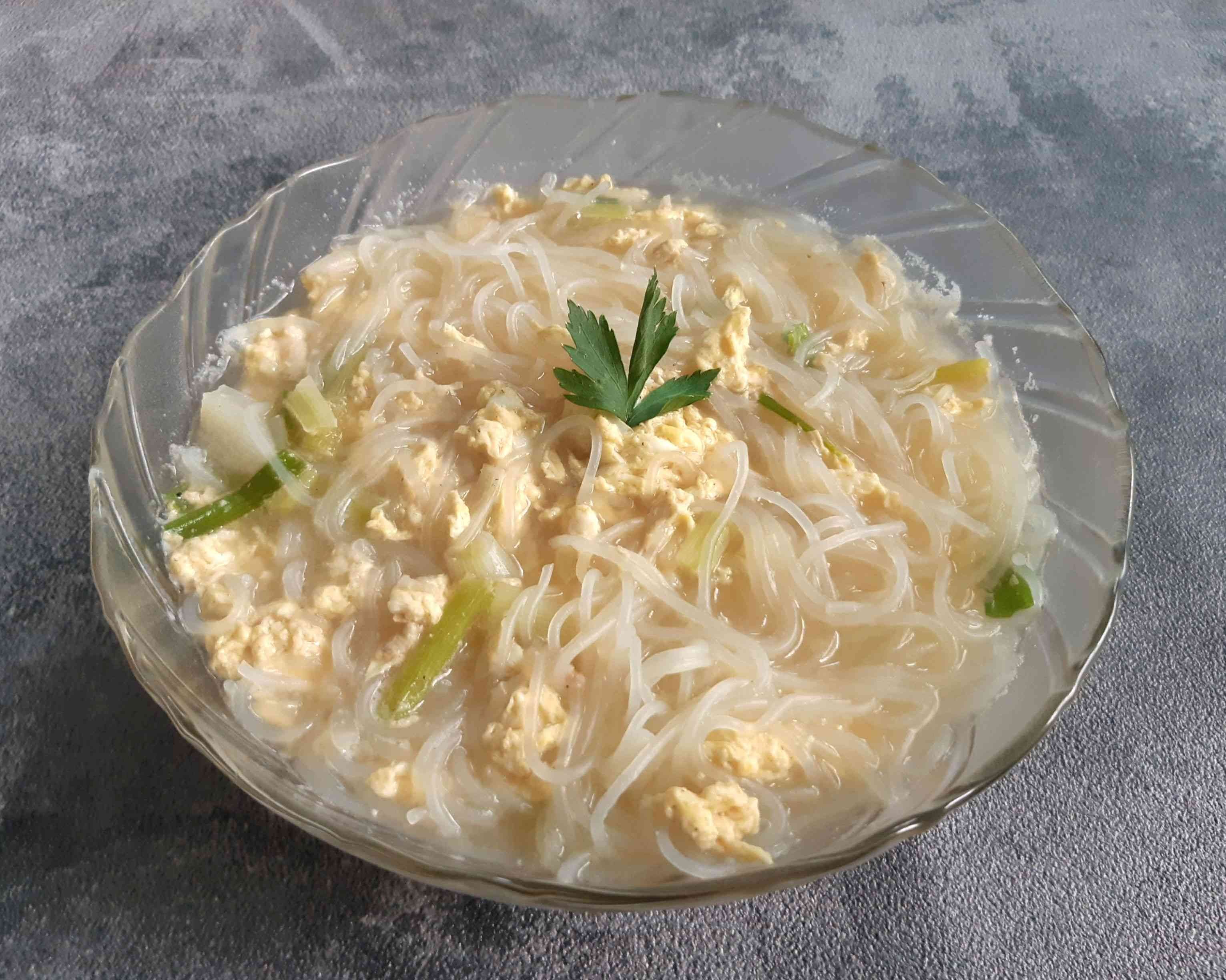 Resep Soup Mie Soun Telur Sederhana Rumahan di Yummy App