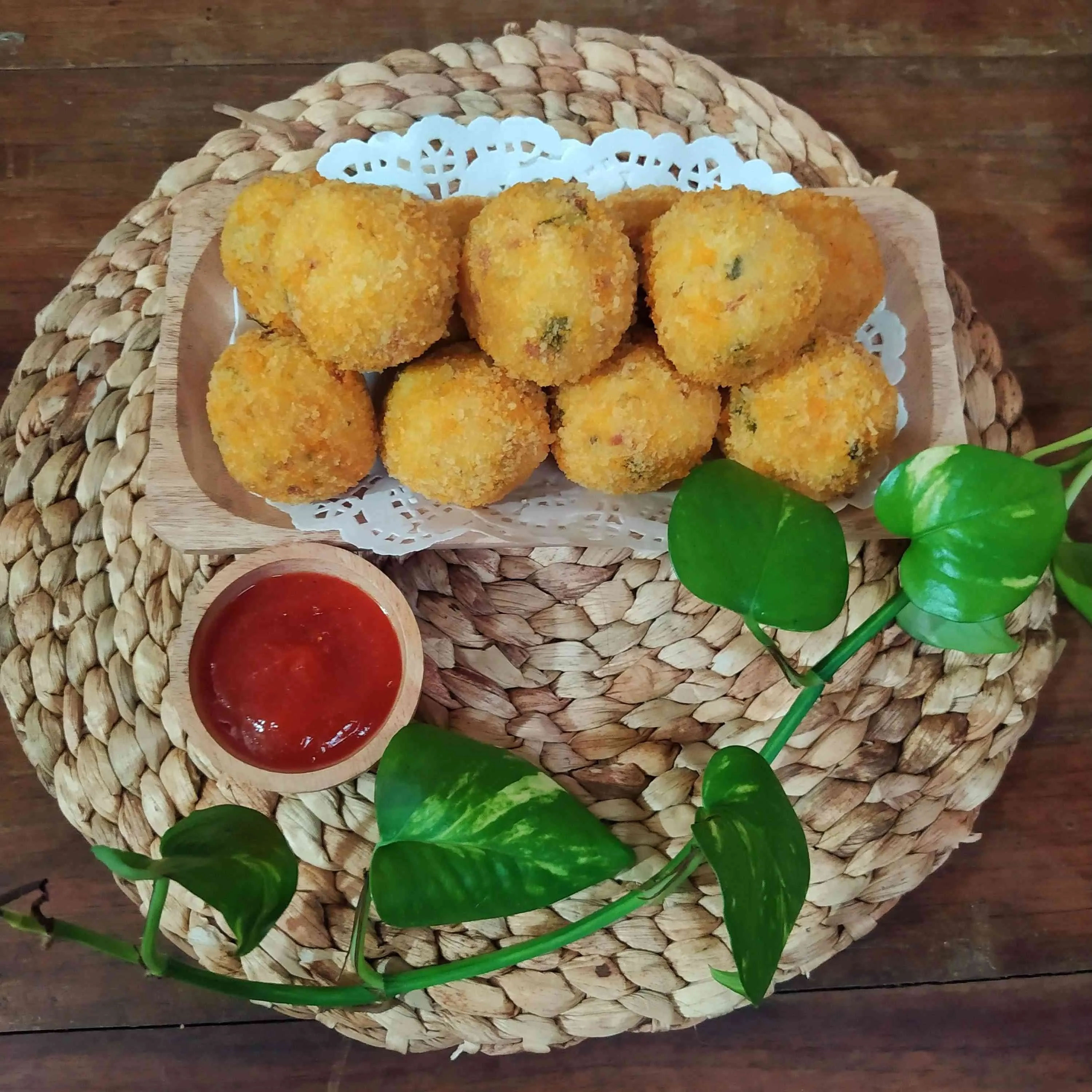 Resep Bola-Bola Kentang Isi Telur Sederhana Rumahan di Yummy App