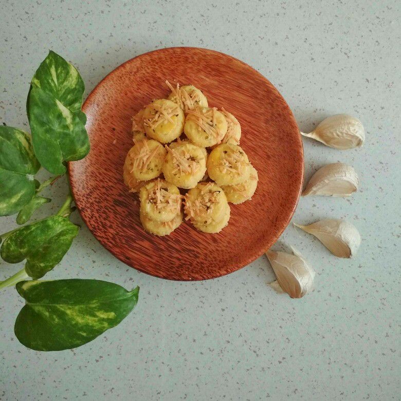 Resep Garlic Cheese Cookies Sederhana Rumahan di Yummy App