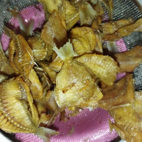 Resep Balado Ikan Asin Kipas Sederhana Rumahan di Yummy App