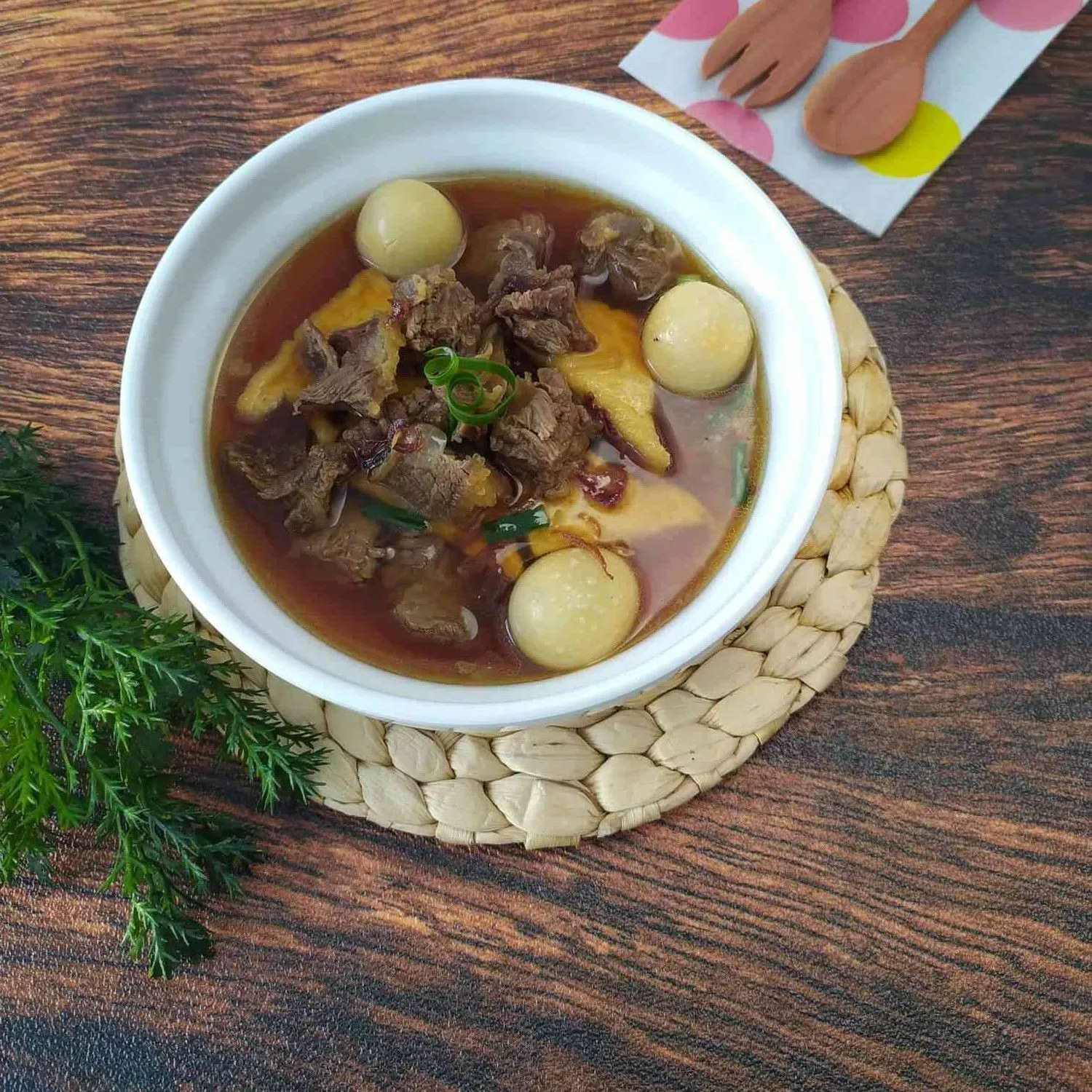 Resep Semur Daging, Tahu dan Telur Puyuh Sederhana Rumahan di Yummy App