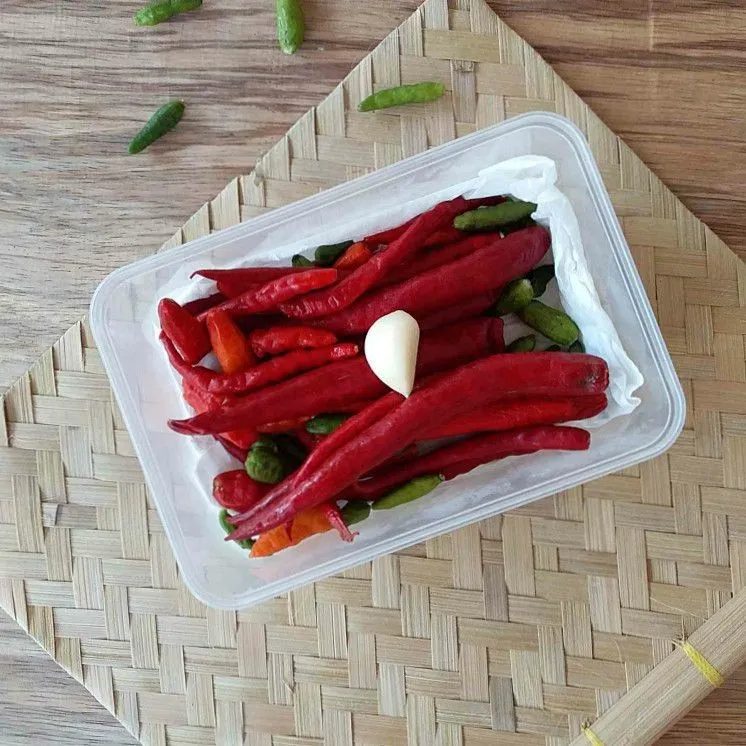 Resep Cara Menyimpan Cabe #TipsAndalan Sederhana Rumahan di Yummy App Resep Cara Menyimpan Cabe #TipsAndalan Sederhana Rumahan di Yummy App