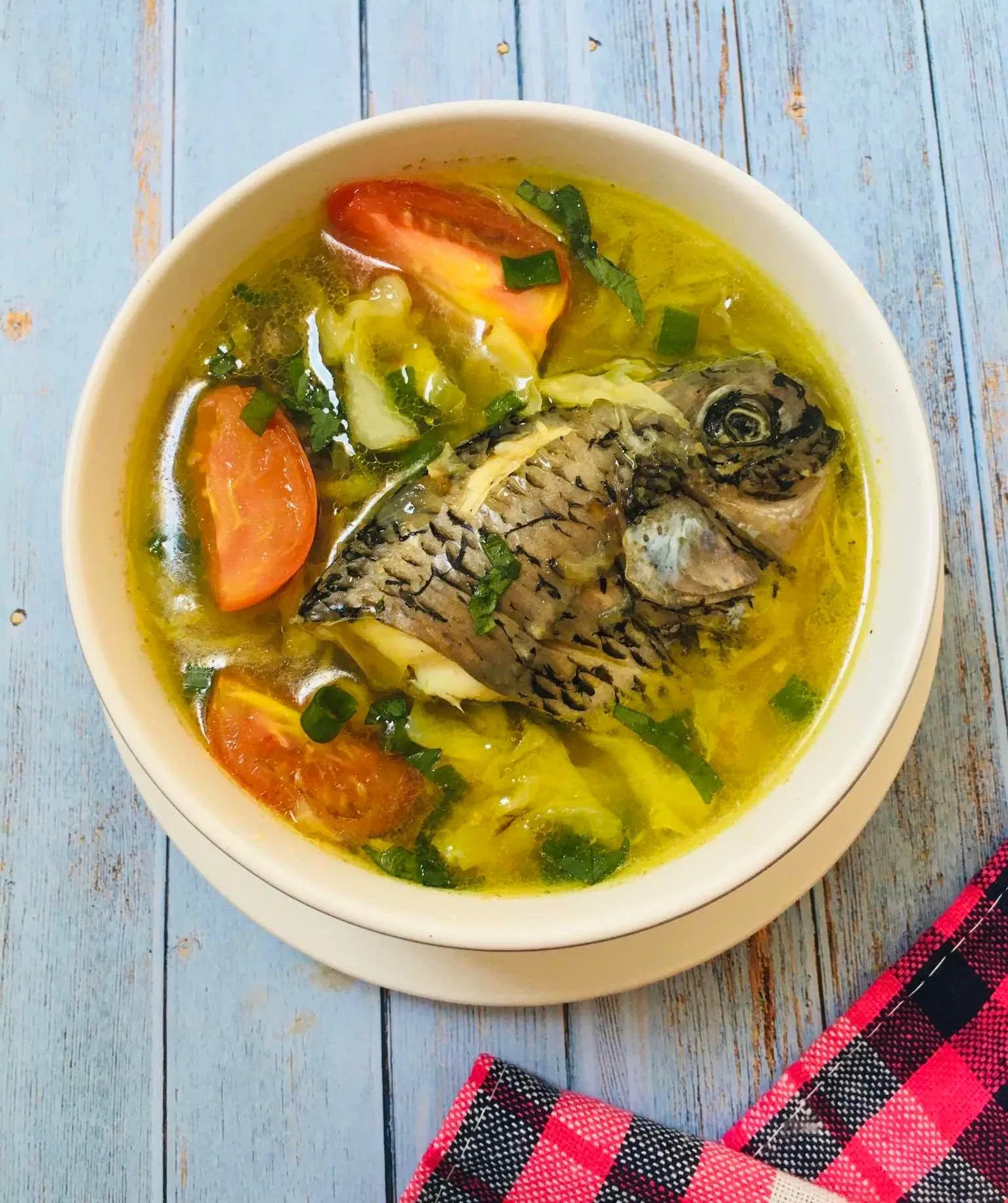 Resep Sup Ikan Nila Segar Sederhana Rumahan di Yummy App