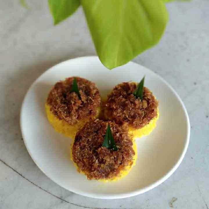 Resep Ketan Kuning Unti Kelapa Creamy Sederhana Rumahan di Yummy App