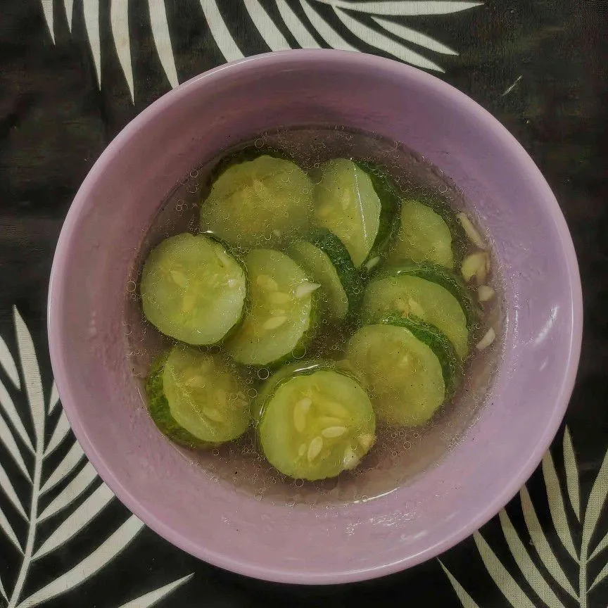 Resep Timun Sayur Bening Sederhana Rumahan di Yummy App