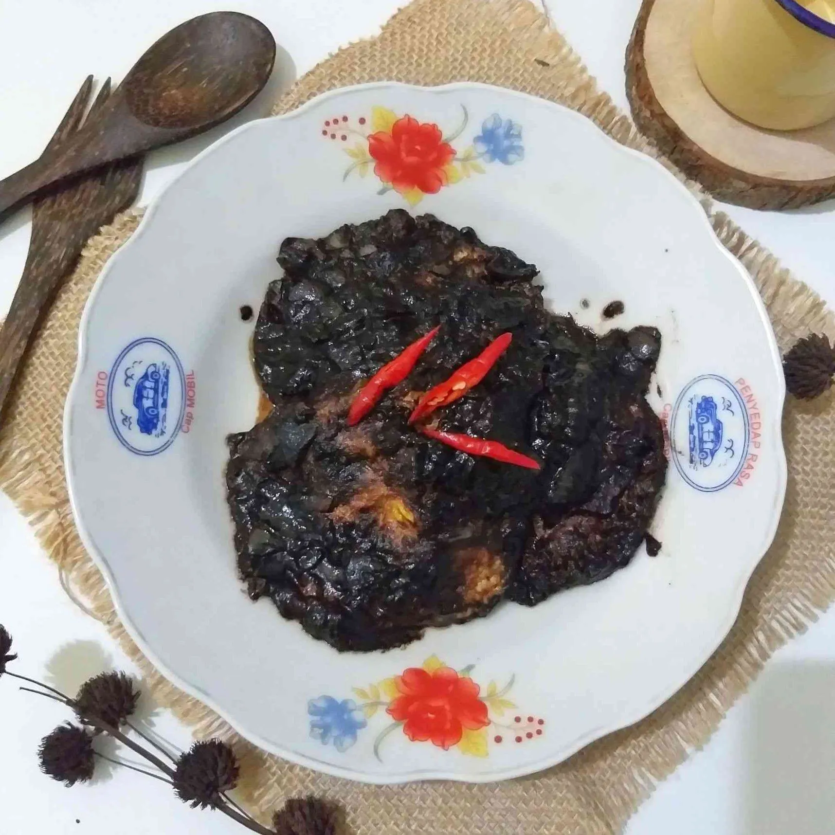 Resep Telor Ceplok Bumbu Kluwak Sederhana Rumahan Dari Annisaa Tk