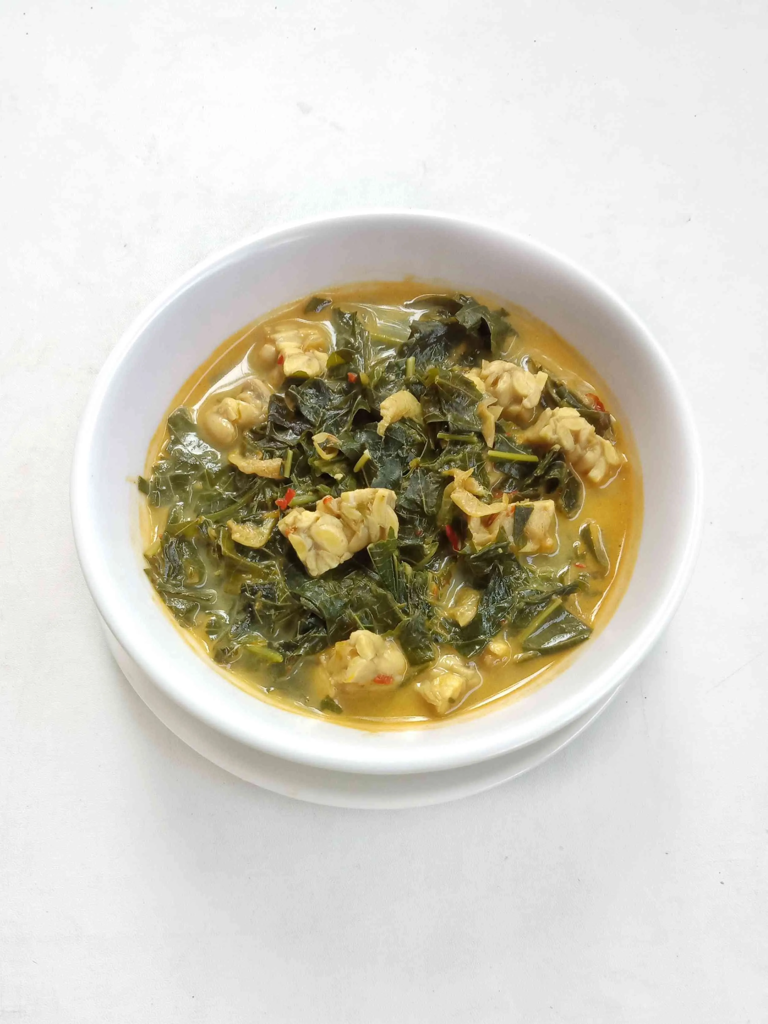 Resep Daun Singkong Masak Santan Pedas Sederhana Rumahan dari Eli Yana Resep Daun Singkong Masak Santan Pedas Sederhana Rumahan dari Eli Yana