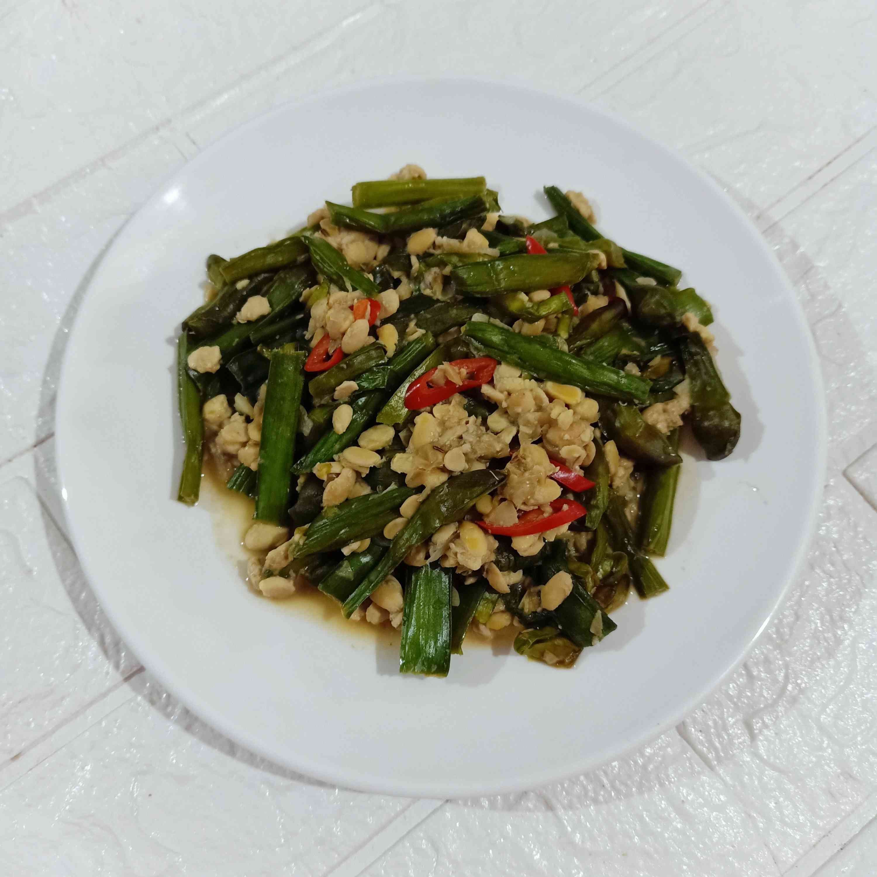 Resep Oseng Genjer Tempe Remah Sederhana Rumahan di Yummy App