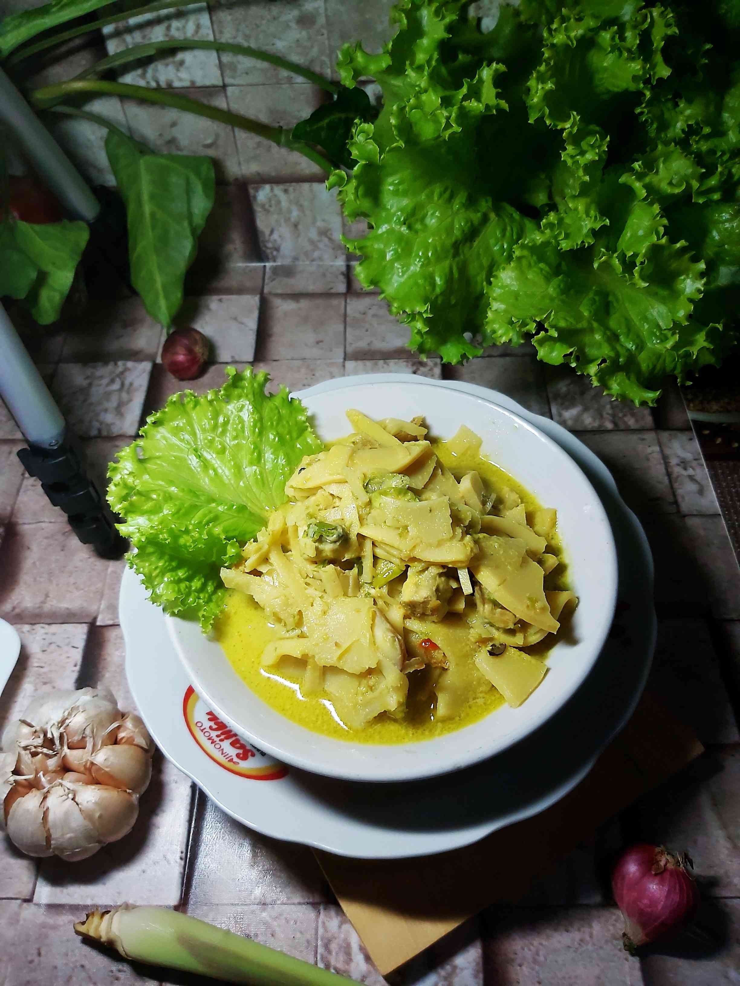 Resep ~Gulai Rebung~ Sederhana Rumahan di Yummy App