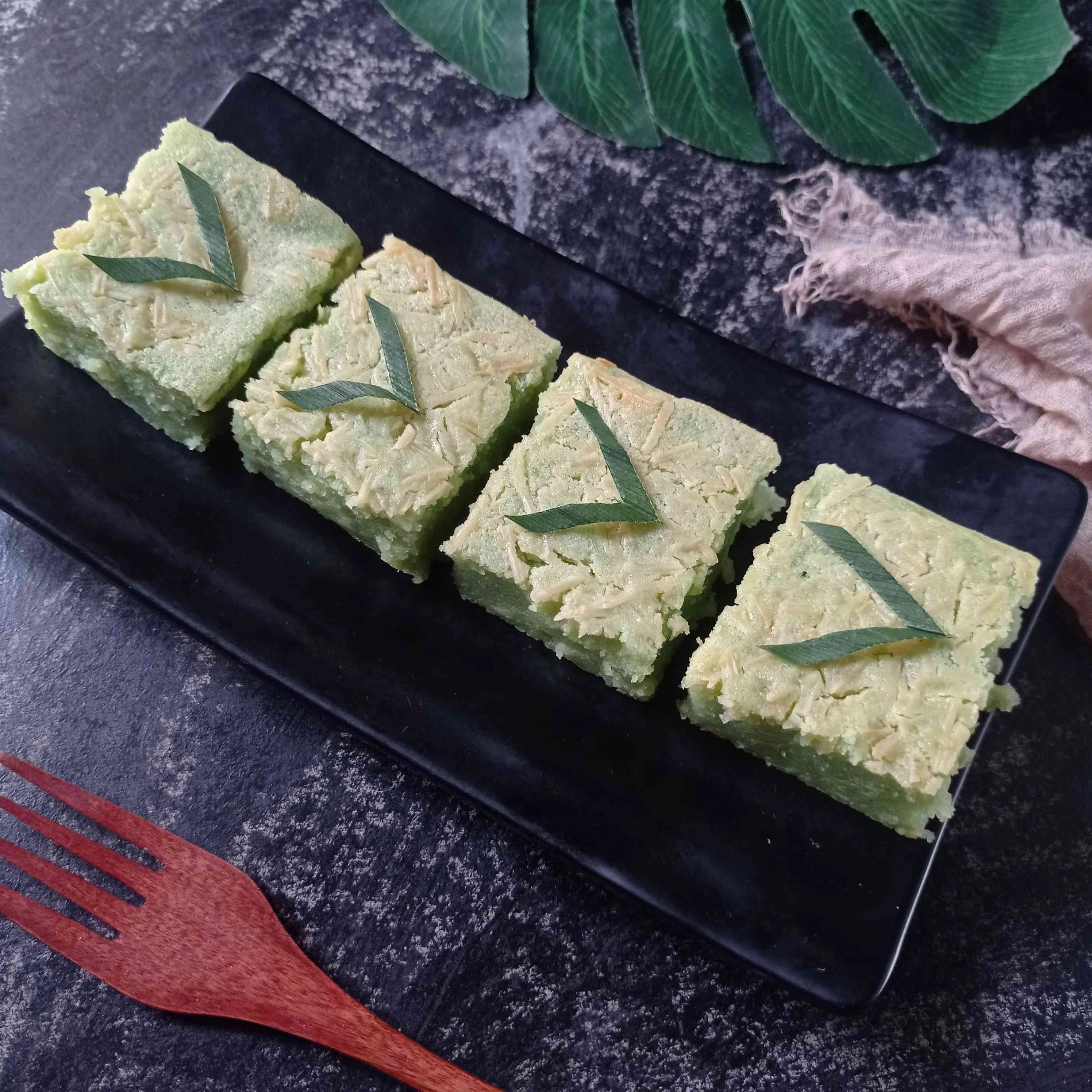 Resep Bolu Kojo Keju Khas Palembang Sederhana Rumahan di Yummy App