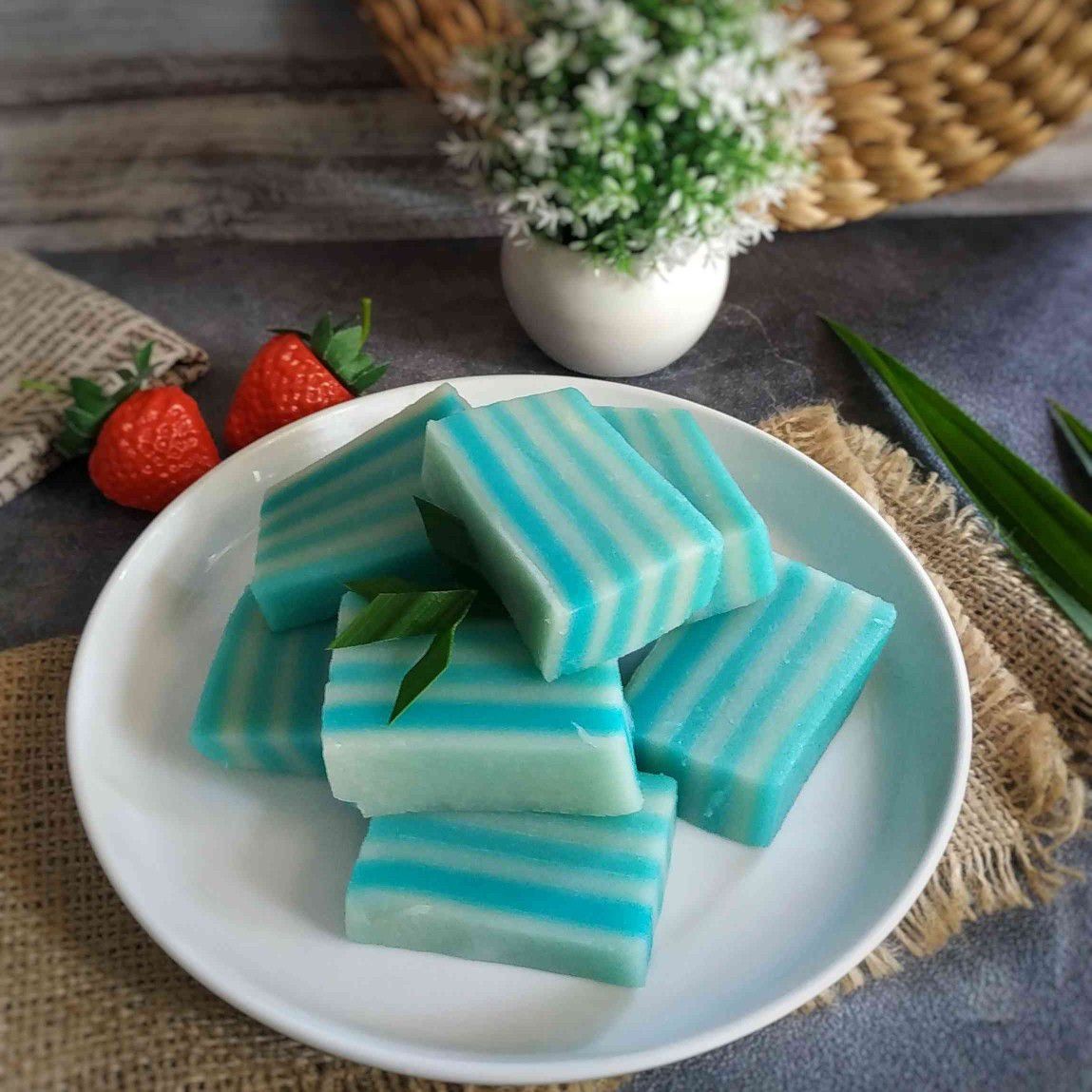 Resep Kue Lapis Tepung Hunkwe Sederhana Rumahan di Yummy App