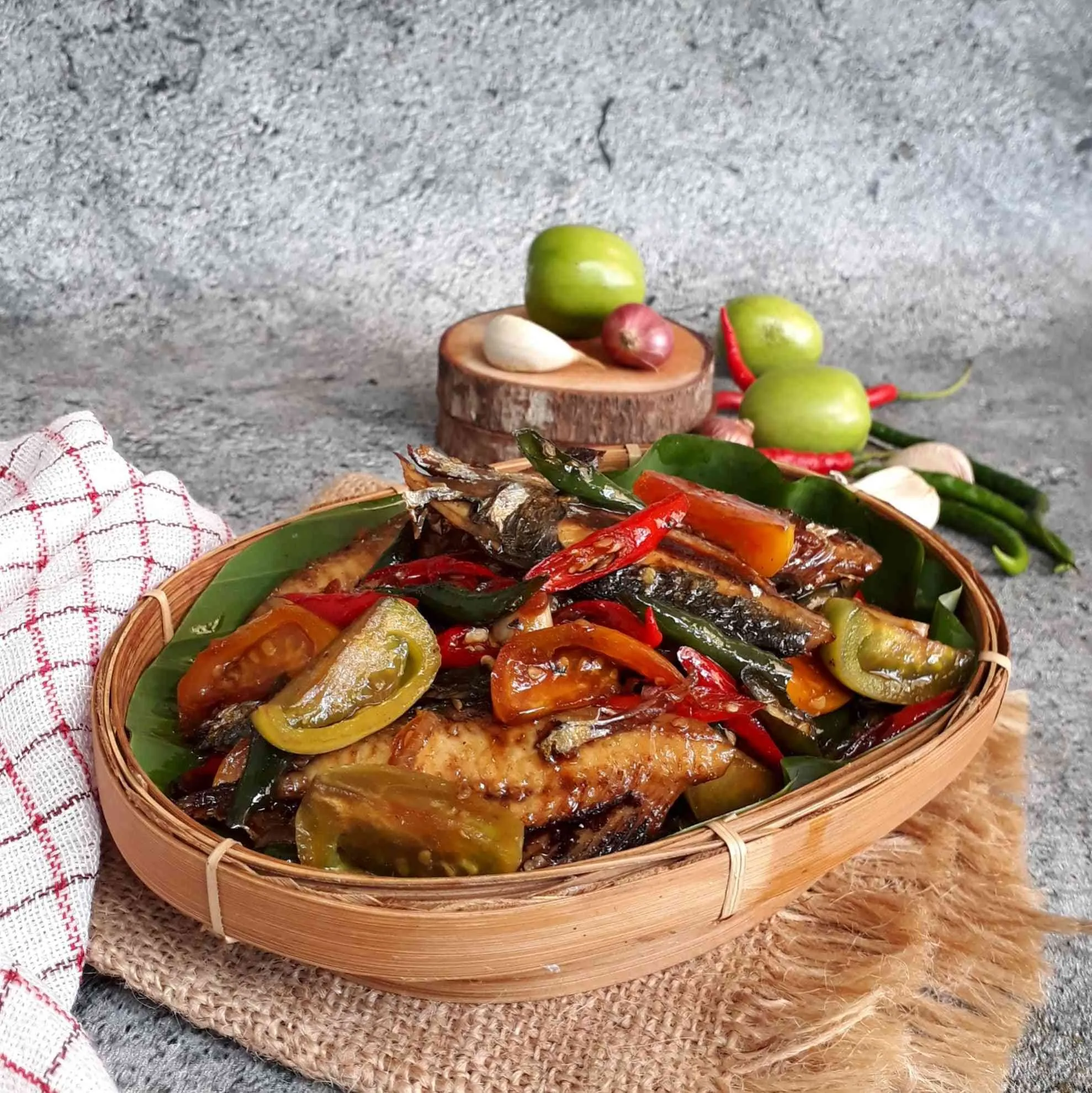 Resep Ikan Pindang Bumbu Kecap Sederhana Rumahan Di Yummy App