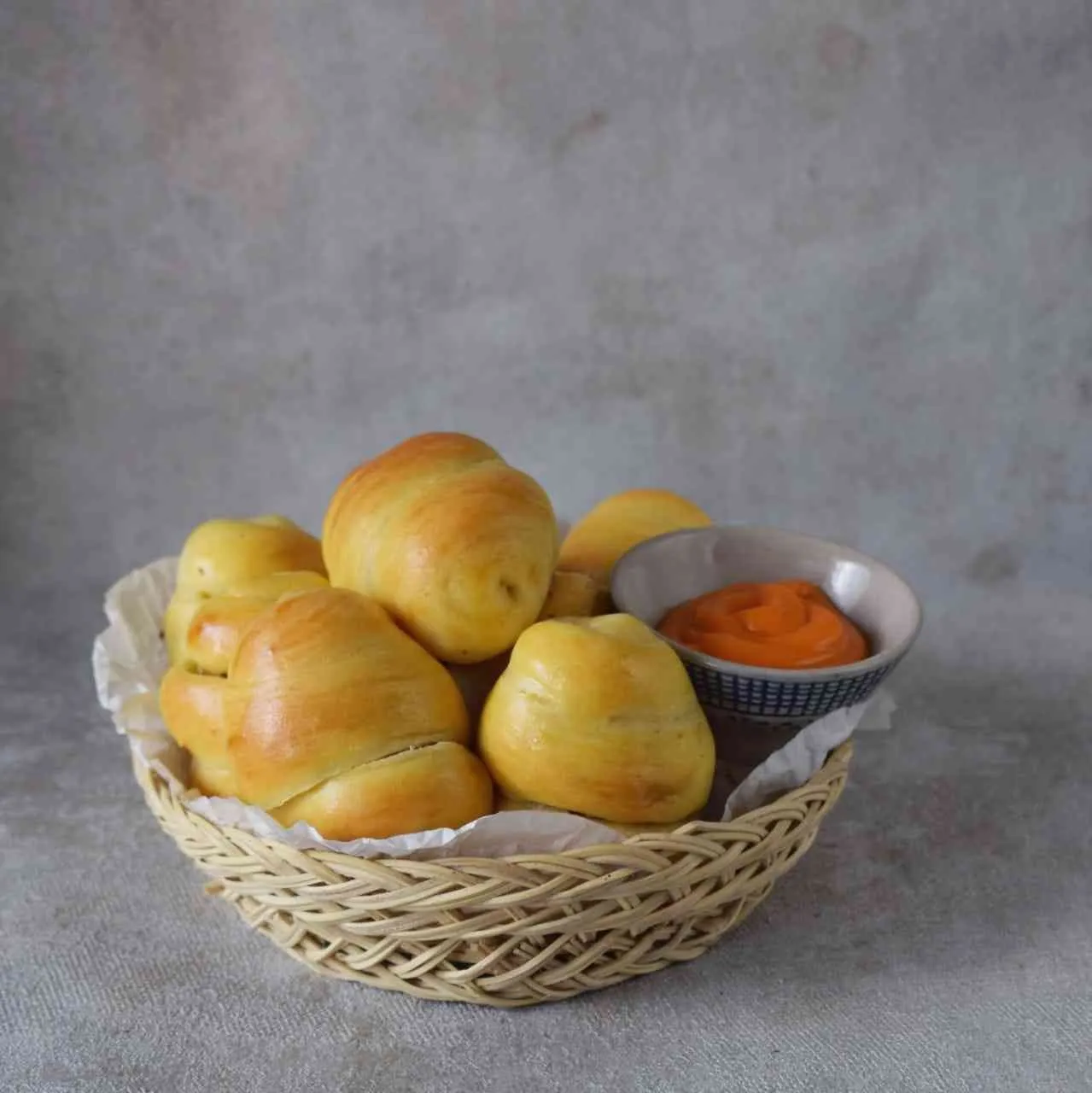 Resep Roti Unyil Isi Sosis Sederhana Rumahan di Yummy App