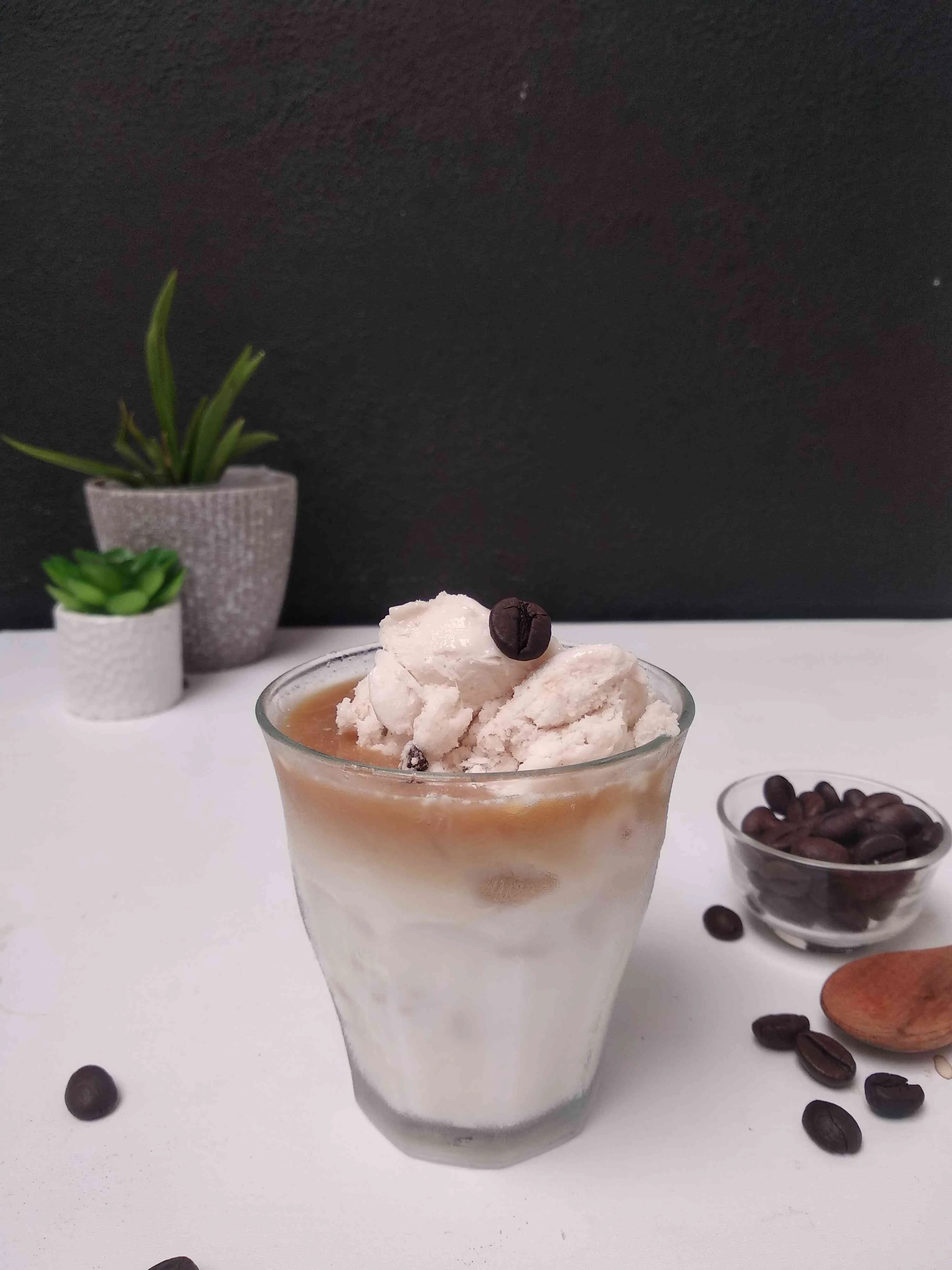 Resep Coffee Float #RecookKreasiKopi Sederhana Rumahan di Yummy App Resep Coffee Float #RecookKreasiKopi Sederhana Rumahan di Yummy App