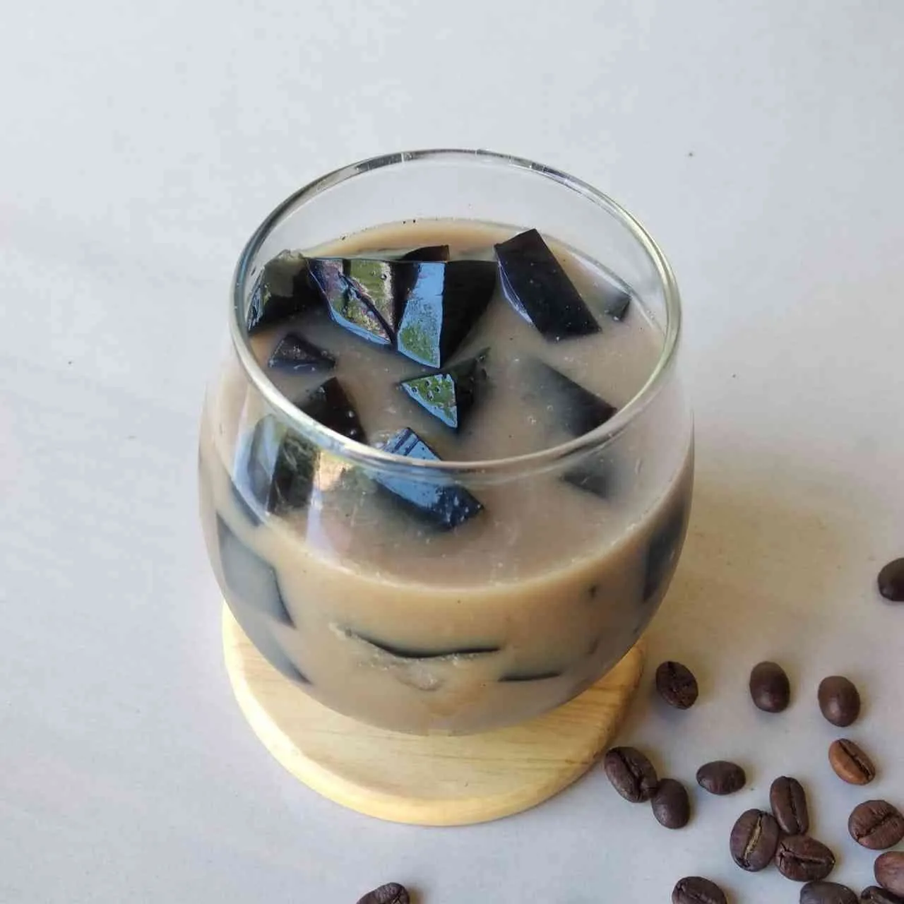 Resep Es Kopi Susu Cincau Sederhana Rumahan Di Yummy App