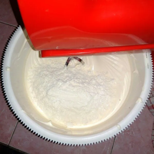 Resep Bolu Mandarin Kukus Sederhana Rumahan di Yummy App