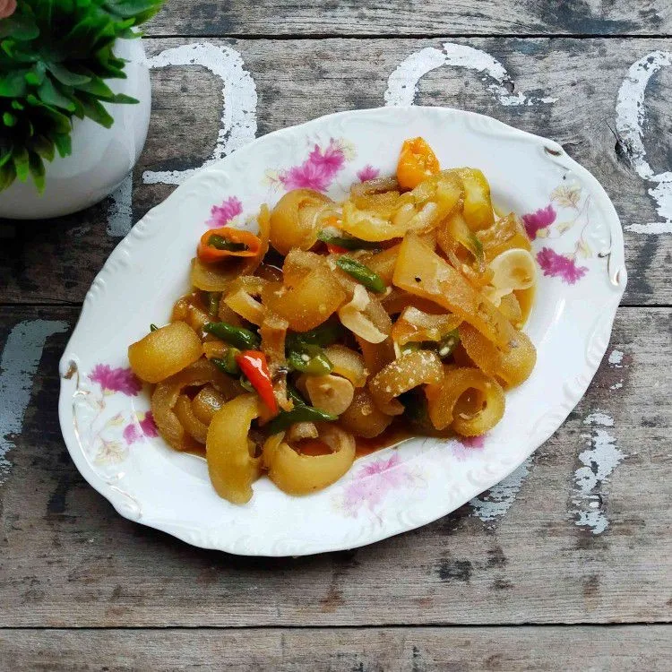 Resep Oseng Kikil Cabe Ijo Sederhana Rumahan di Yummy App Resep Oseng Kikil Cabe Ijo Sederhana Rumahan di Yummy App