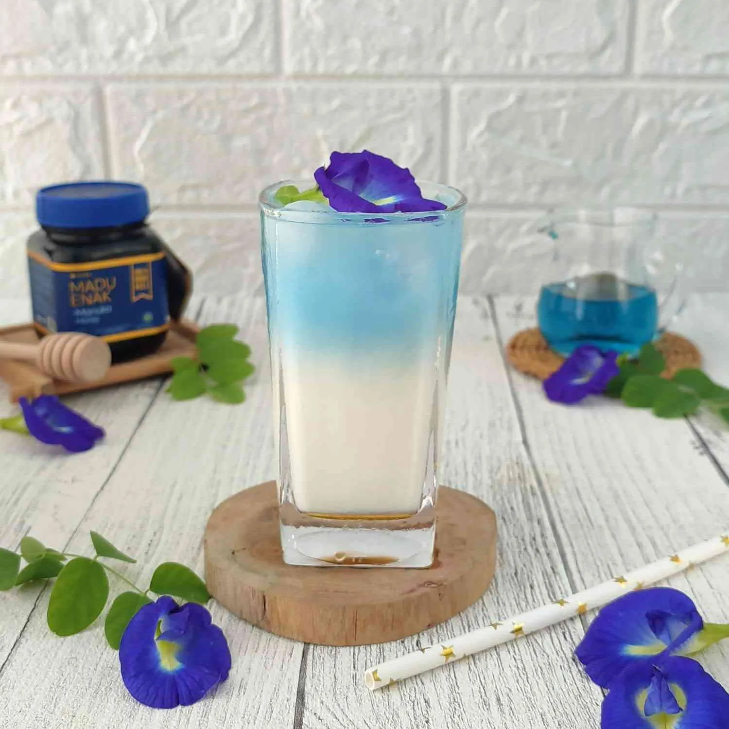 Resep Es Susu Bunga Telang Sederhana Rumahan di Yummy App