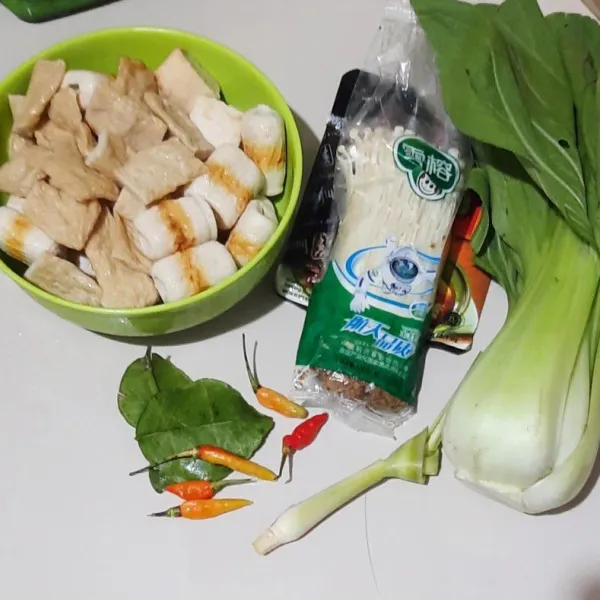 Resep Steamboat Kuah Tomyum Sederhana Rumahan Di Yummy App