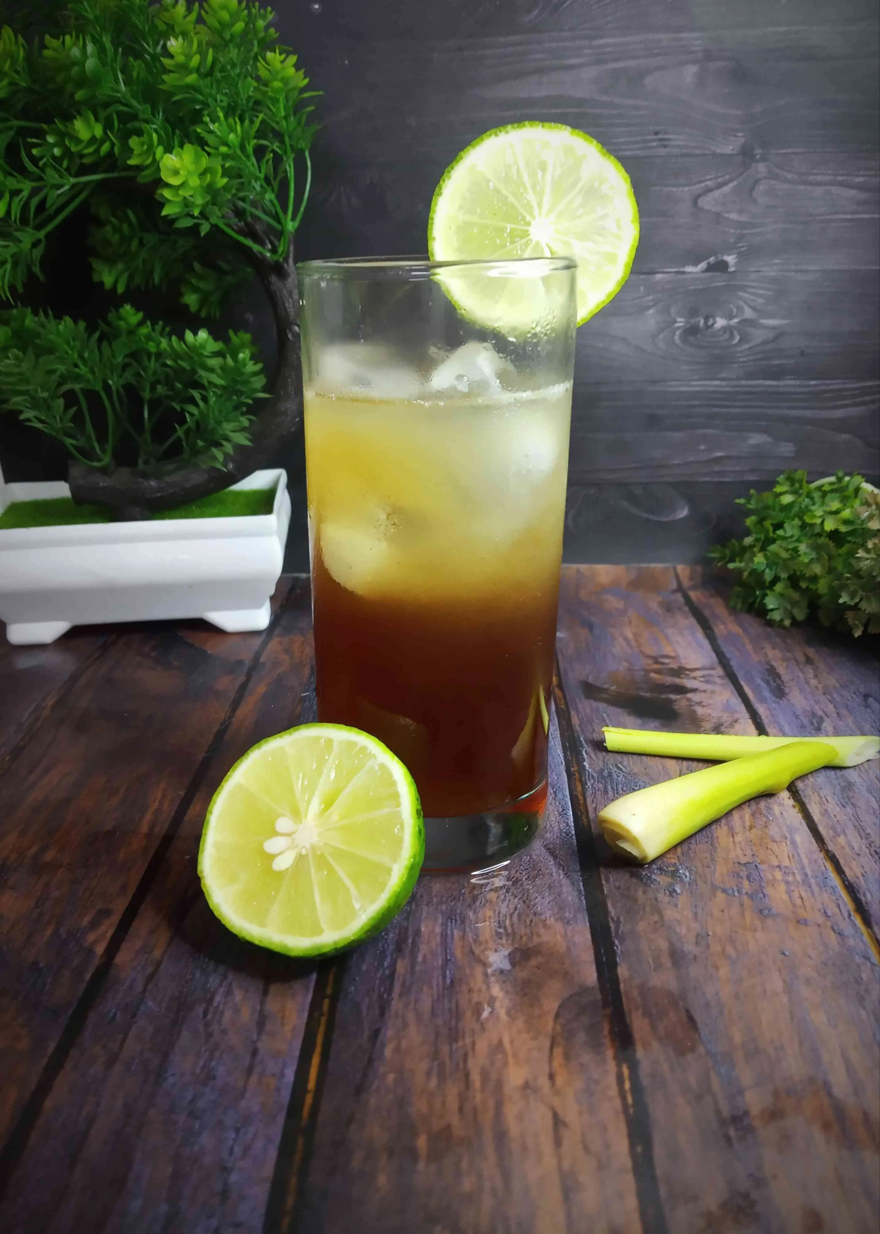 Resep Es Teh Jeruk Nipis Sederhana Rumahan di Yummy App Resep Es Teh Jeruk Nipis Sederhana Rumahan di Yummy App