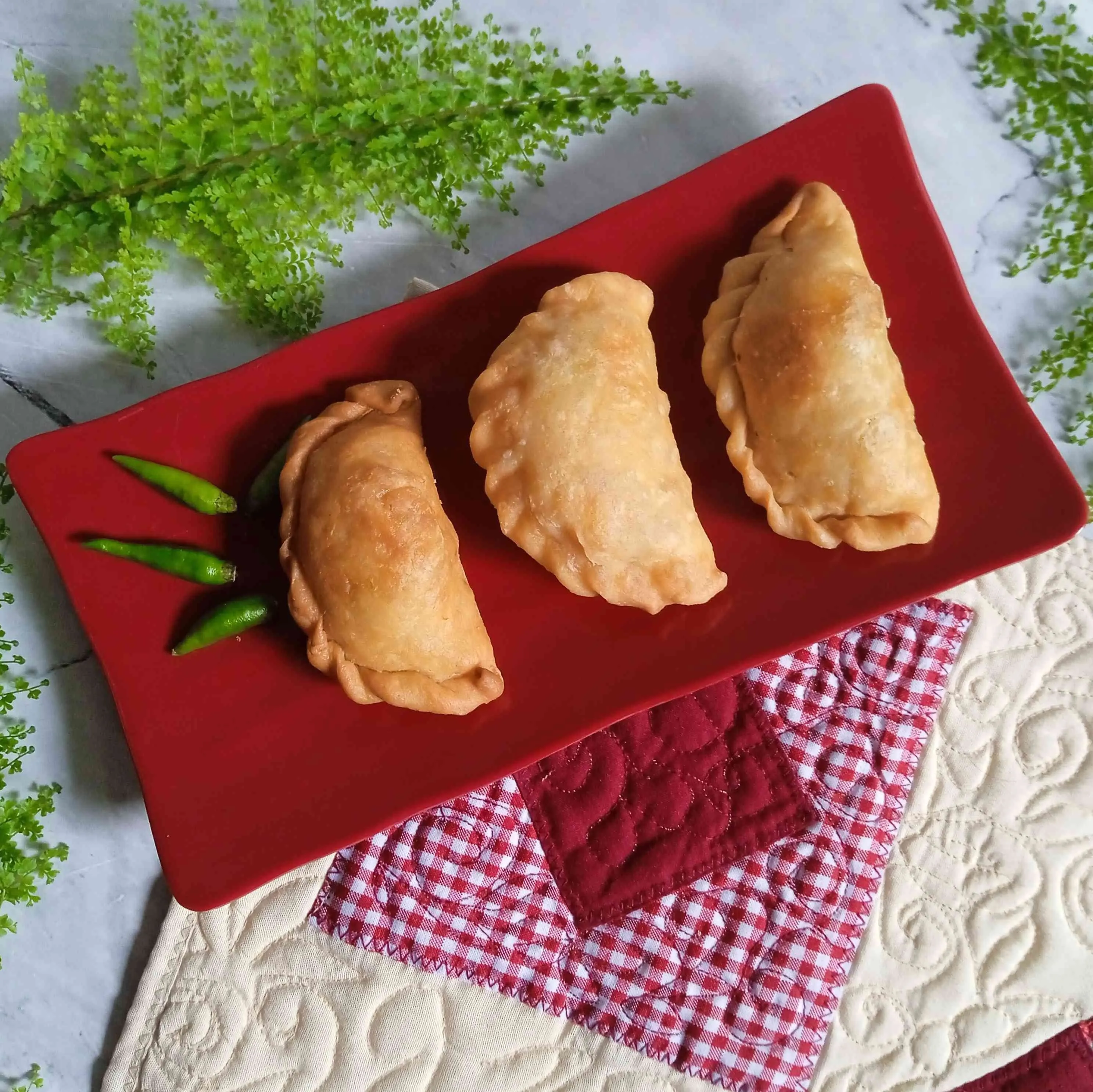 Resep Pastel Isi Sayur Telur Sederhana Rumahan di Yummy App