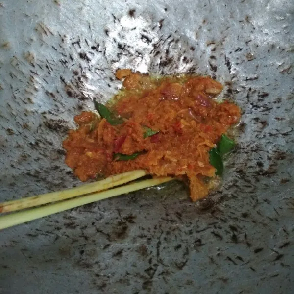 Resep Ikan Badong Bumbu Woku Sederhana Rumahan di Yummy App