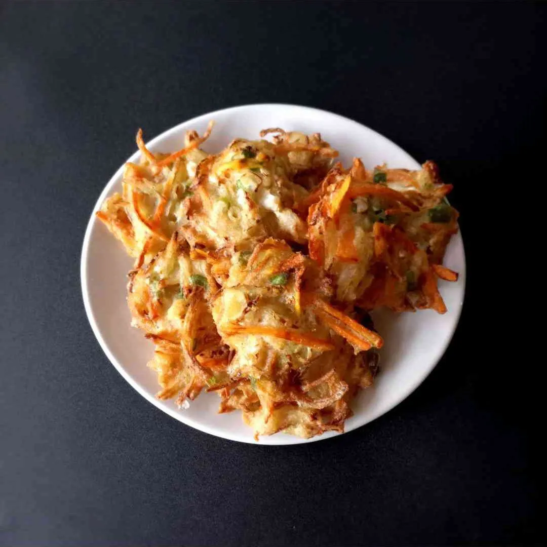 Resep Bakwan Sayur Bawang Bombay Sederhana Rumahan di Yummy App