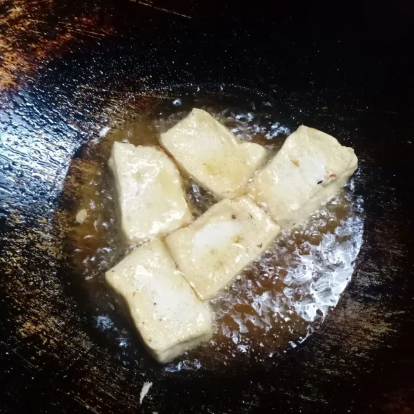 Resep Tahu Masak Khas Cilacap Sederhana Rumahan di Yummy App Resep Tahu Masak Khas Cilacap Sederhana Rumahan di Yummy App