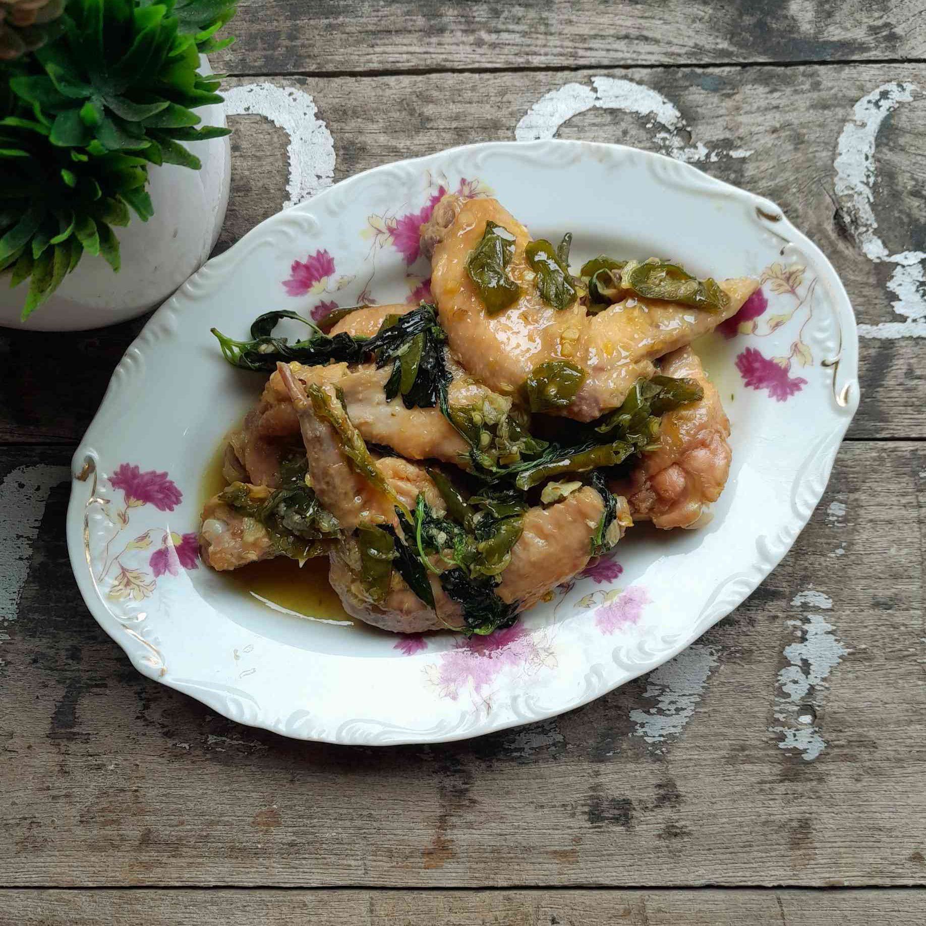 Resep Ayam Tinoransak Sederhana Rumahan di Yummy App