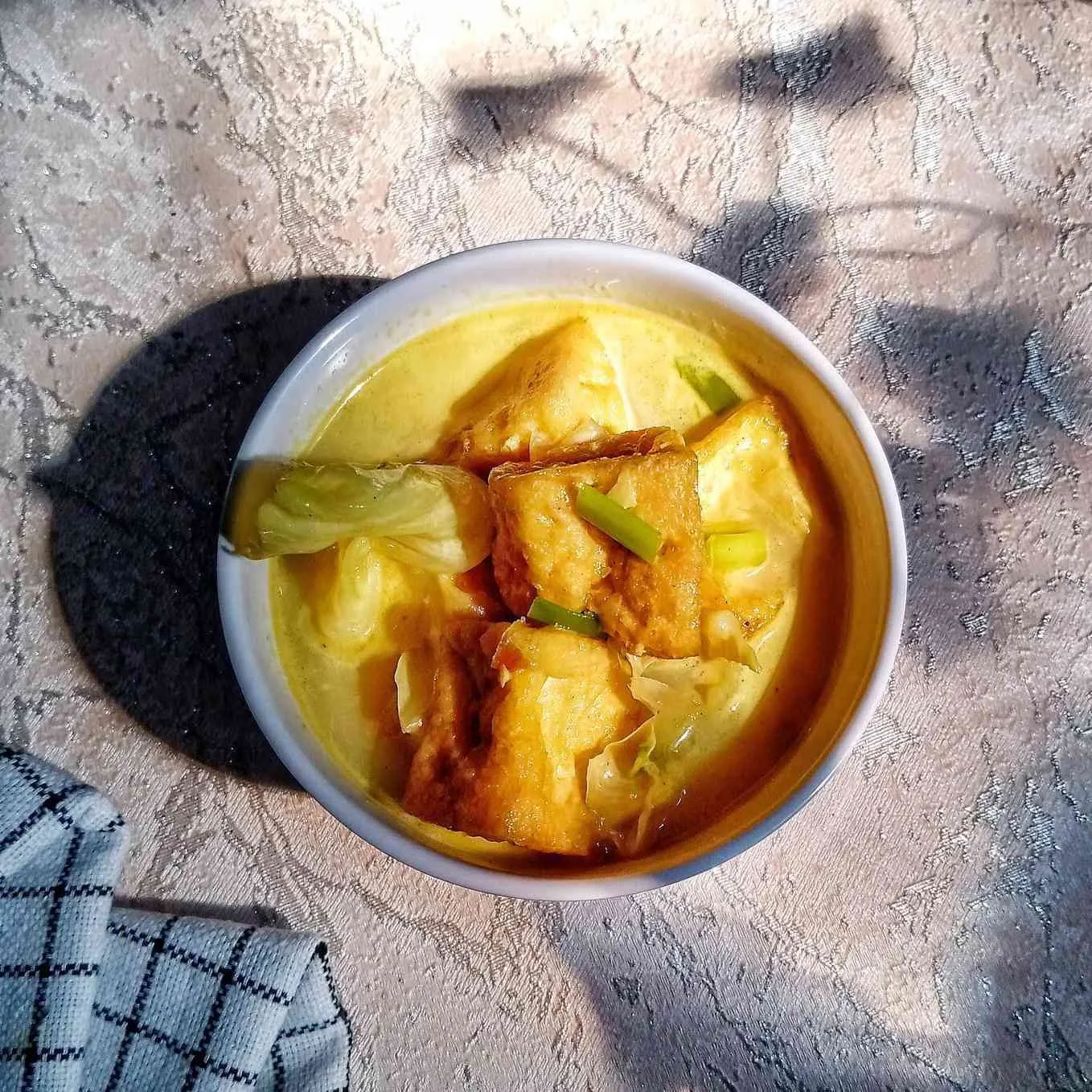 Resep Kare Tahu Kubis Favorit Anak Sederhana Rumahan di Yummy App