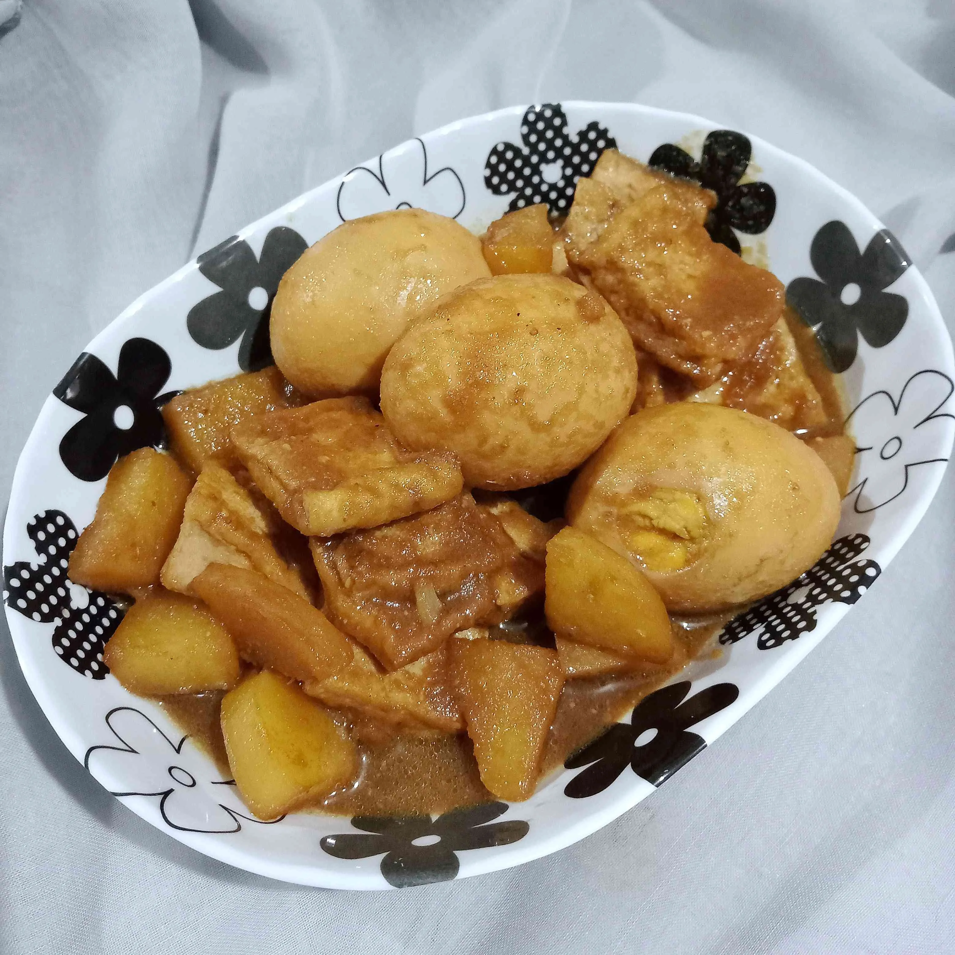 Resep Semur Kentang Tahu Telur Sederhana Rumahan di Yummy App