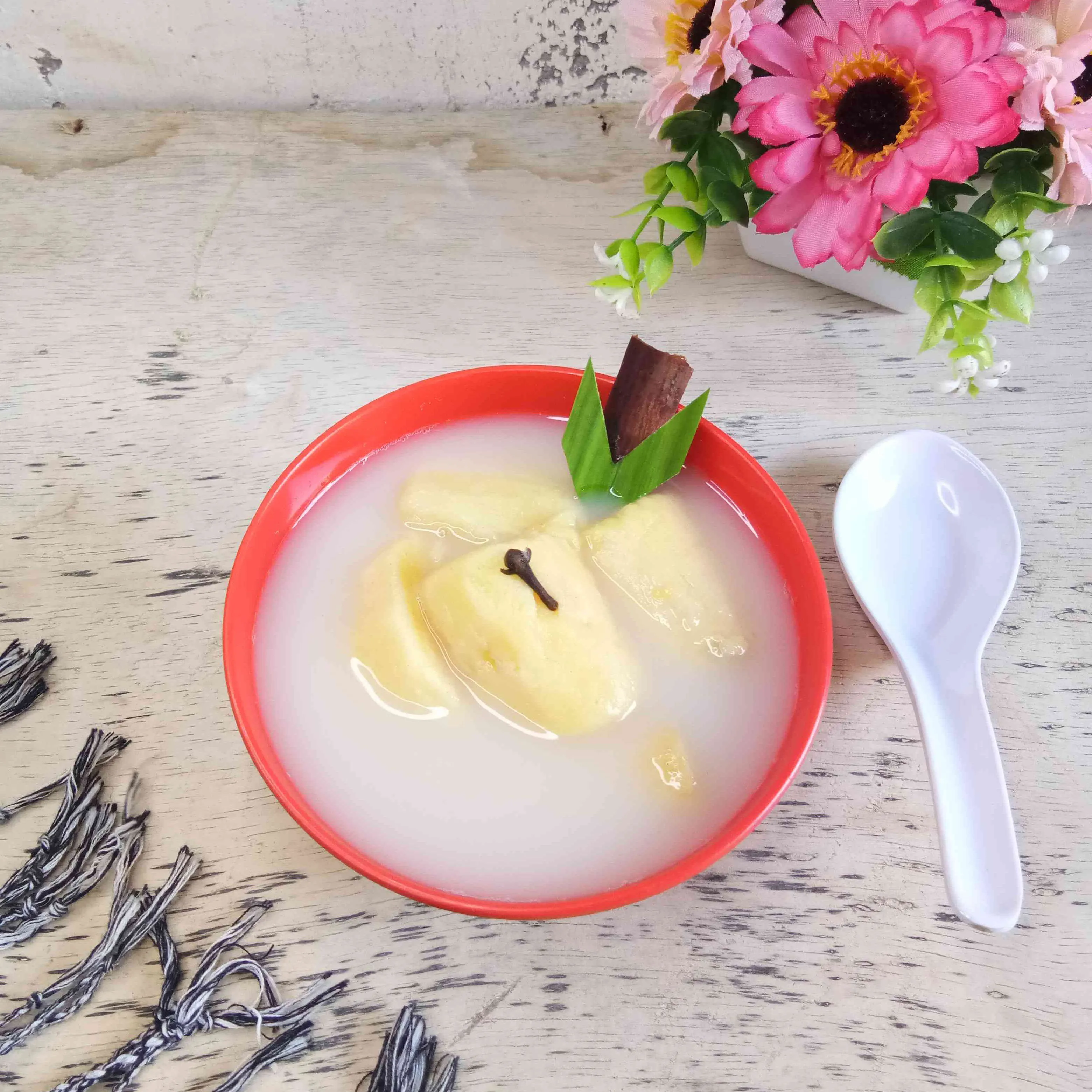 Resep Wedang Tape Susu Rempah Sederhana Rumahan di Yummy App Resep Wedang Tape Susu Rempah Sederhana Rumahan di Yummy App