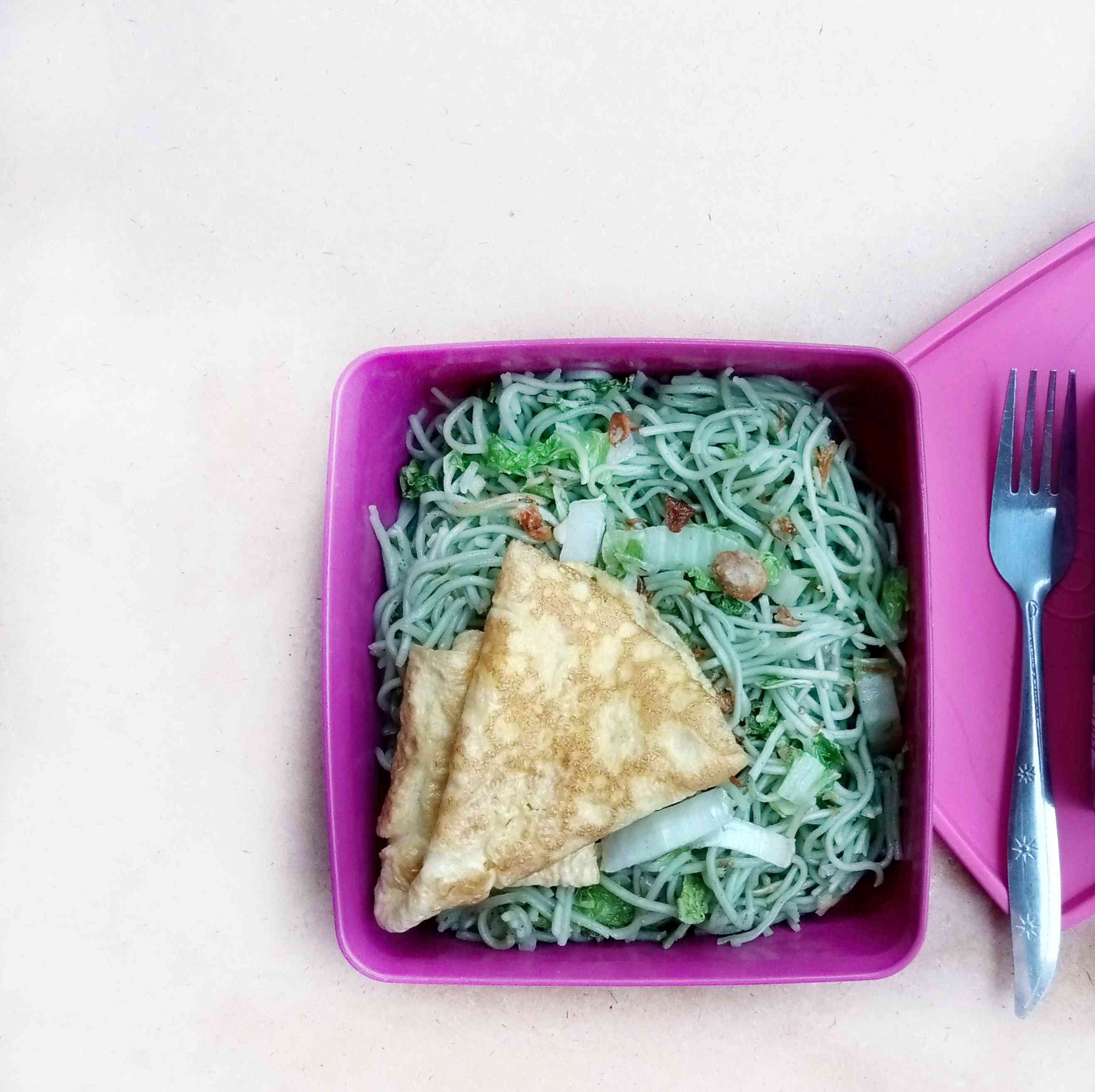 Resep Mie Goreng Ijo #MISIHARIANAKNASIONAL Sederhana Rumahan di Yummy App