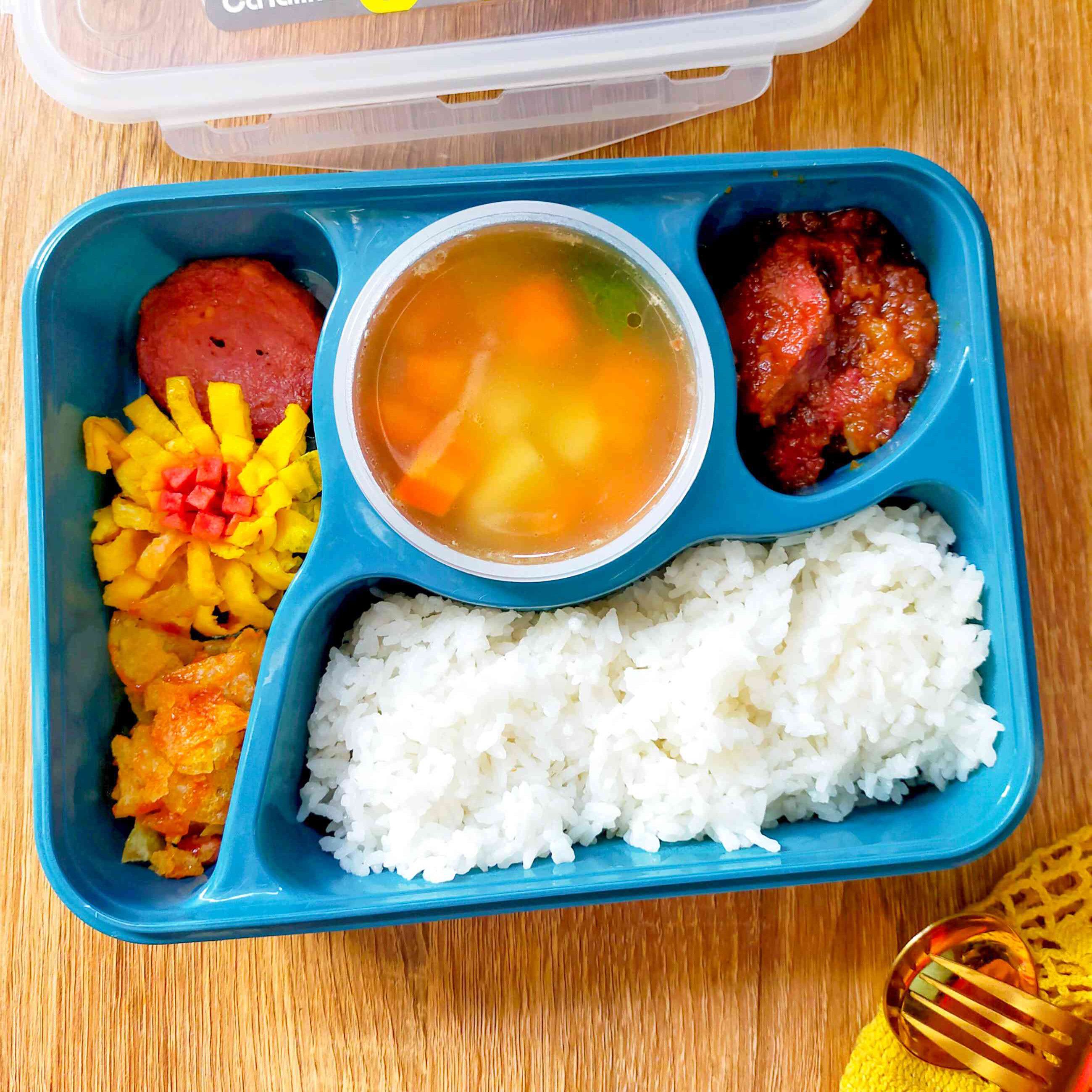 Resep Bekal Nasi Lapis Daging Surabaya #MISIHARIANAKNASIONAL Sederhana ...