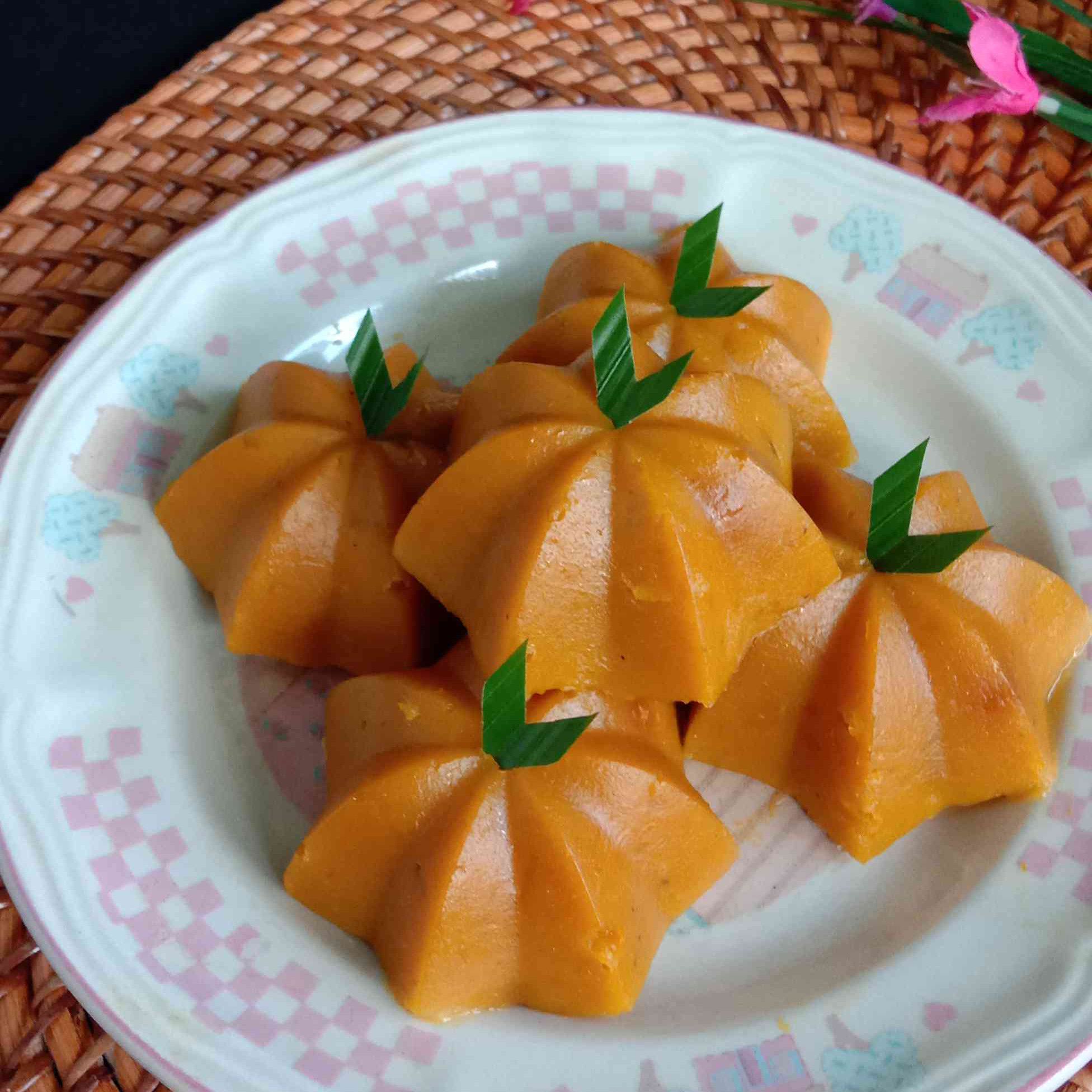 Resep Sumping Waluh Gula Merah Sederhana Rumahan di Yummy App