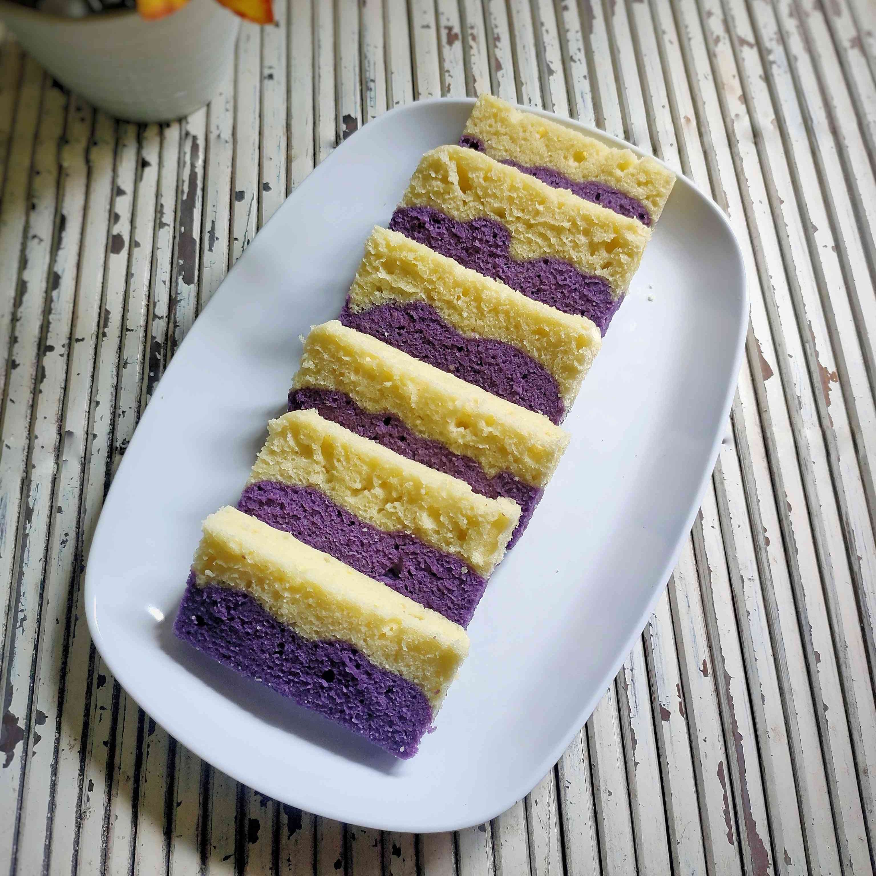 Resep Bolu Lapis Taro Kukus Sederhana Rumahan di Yummy App